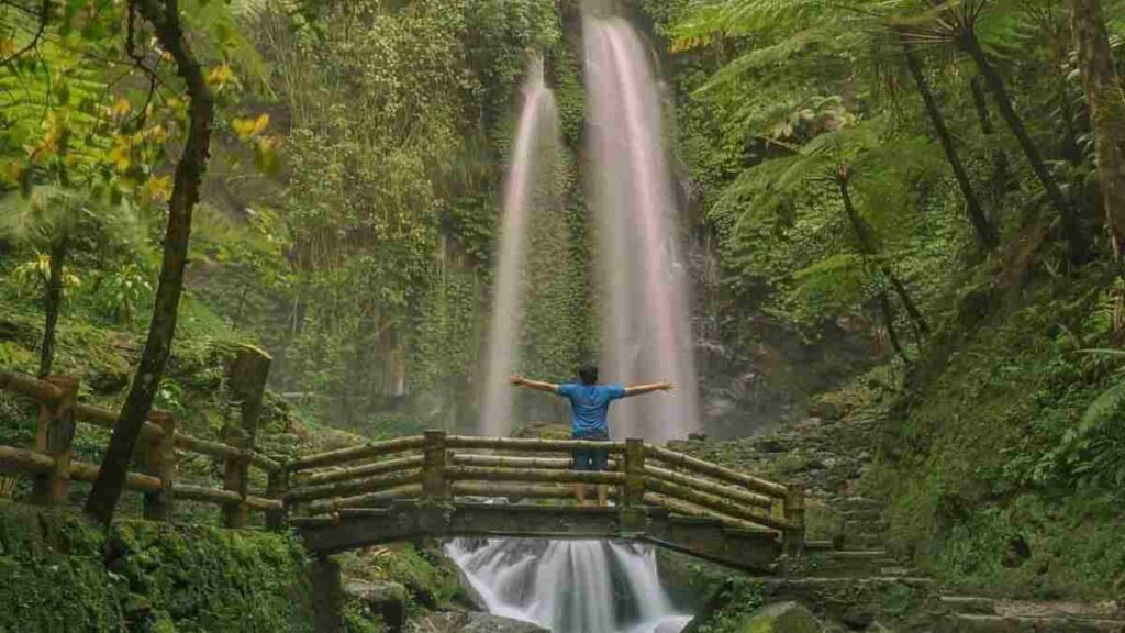 Air Terjun Jumog Karanganyar dengan Fasilitas Lengkap!