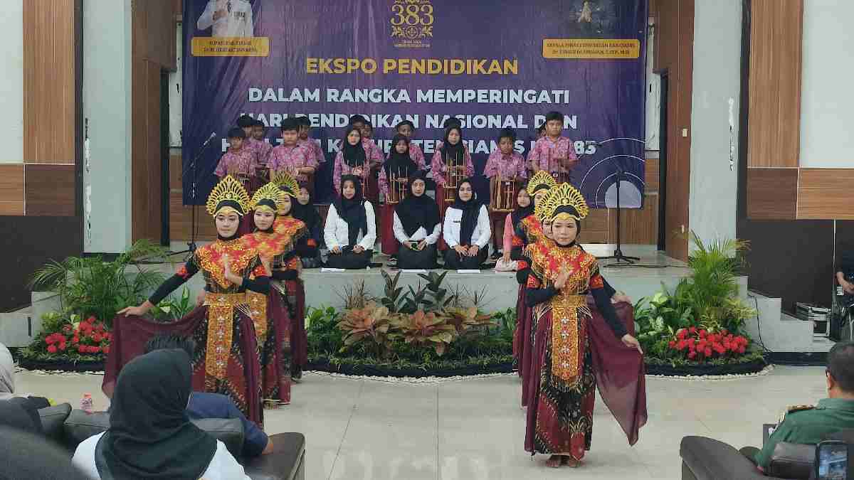 Harmoni Angklung dan Tarian SDN 4 Kertasari, Semarakkan Pembukaan Expo ...